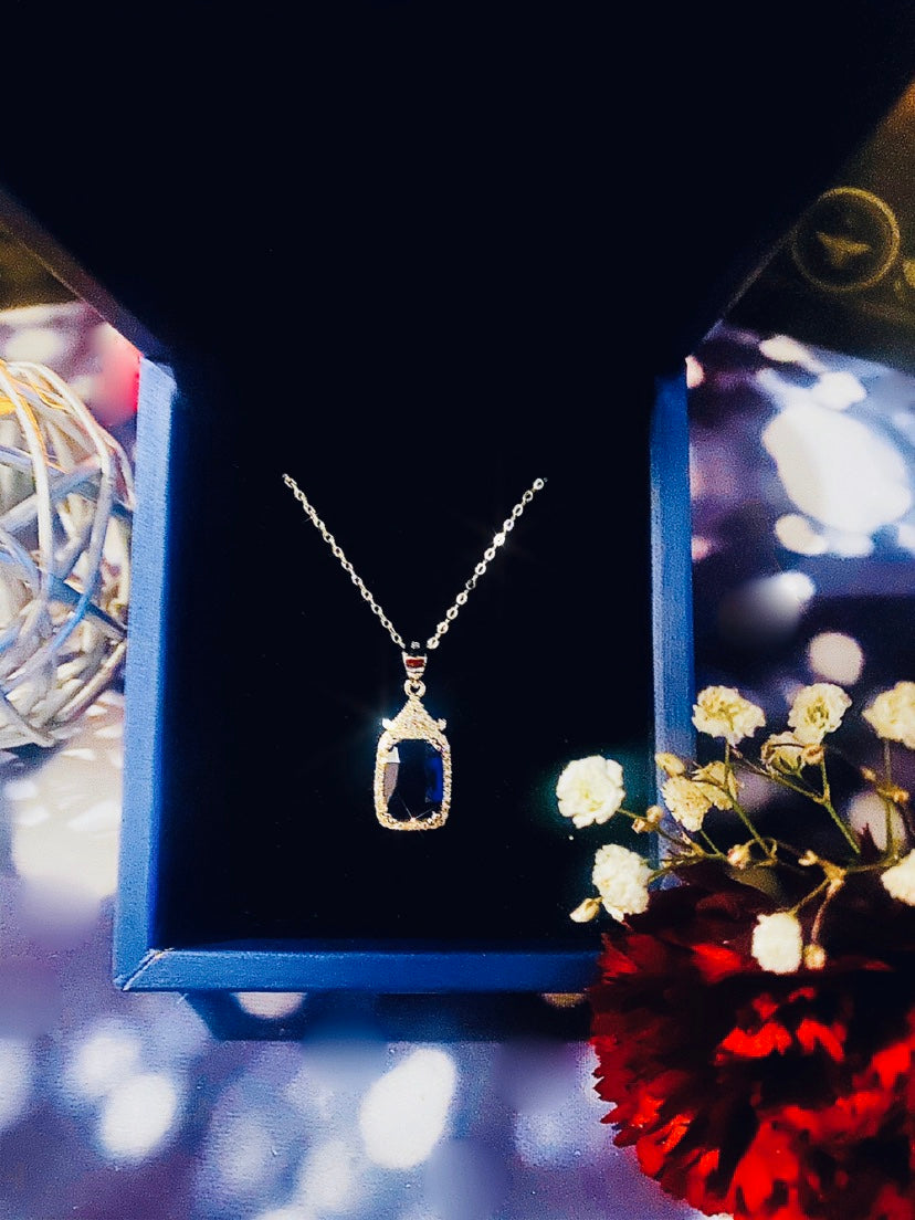 Sallos Invocation of Genuine Love Necklace – The Order